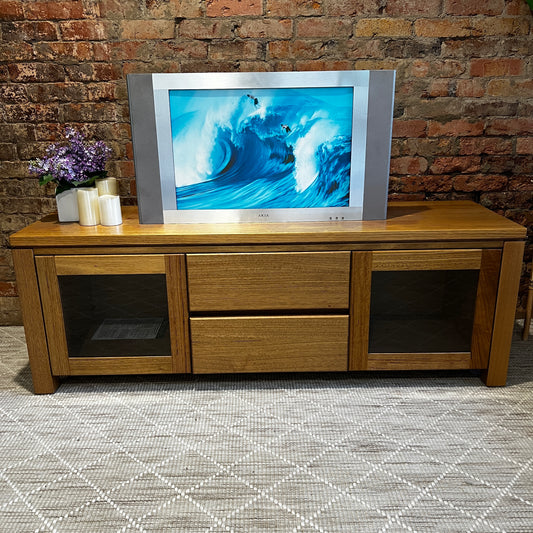 Living and Dining – Page 4 – rowesfurniture